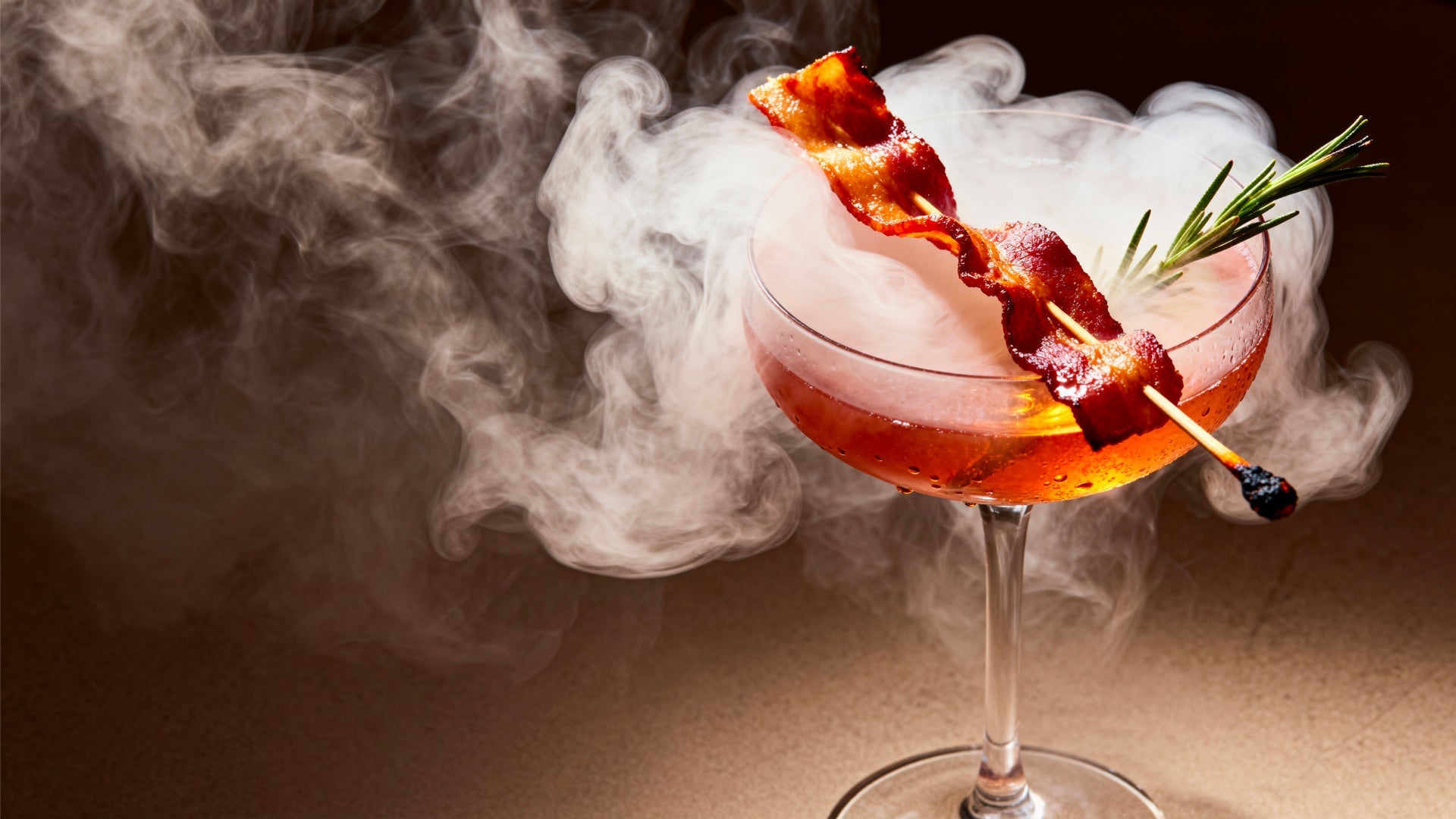 Smokey Bacontini: The Ultimate Bacon-Infused Martini – SMOKPUB